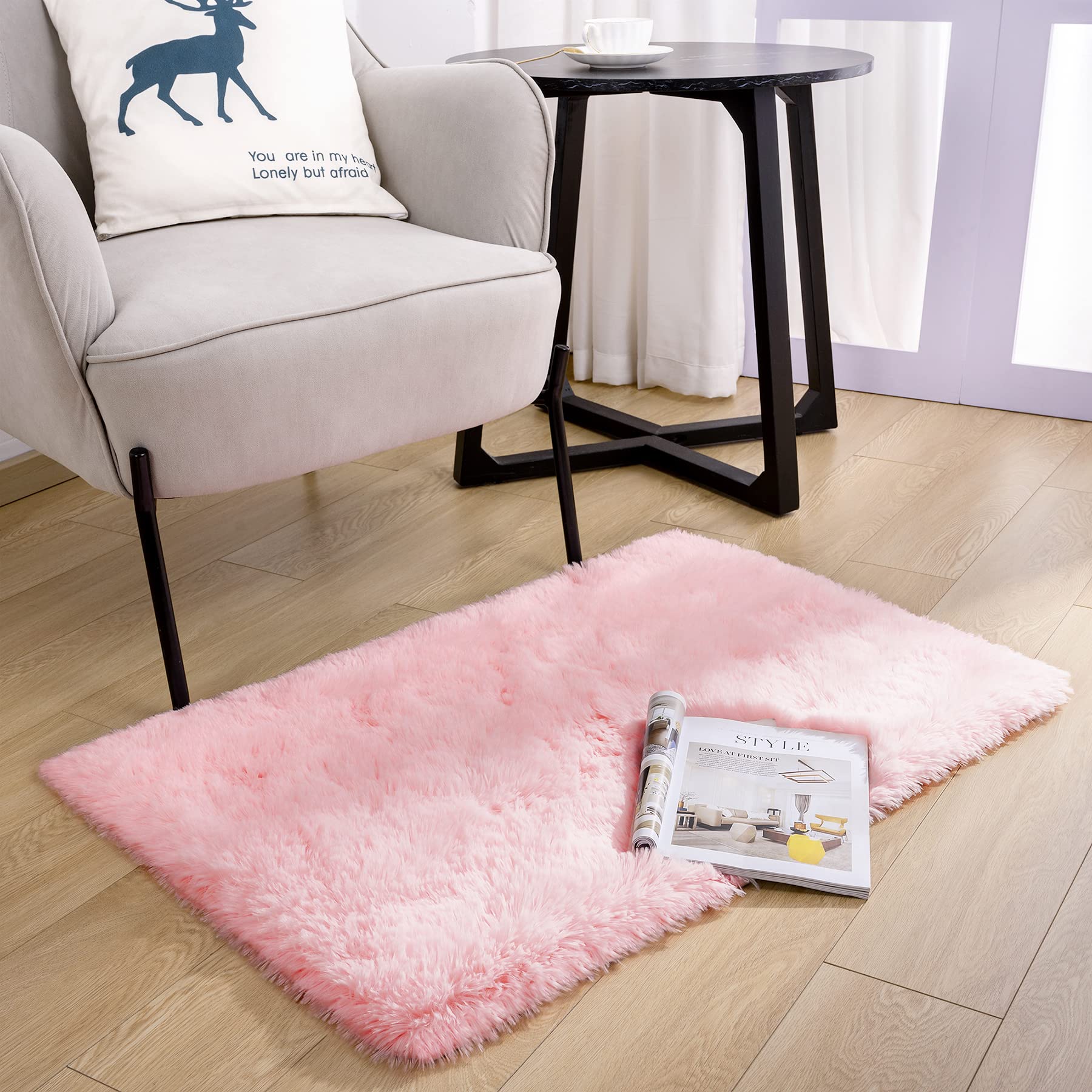 Noahas Fluffy Bedroom Rug Plush Fuzzy Rugs for Kids Room Living Room, Soft Shaggy Nursery Rug Furry Floor Carpet Modern Indoor Bedroom Decor for Boys Girls Room, 2x3 Feet, Pink