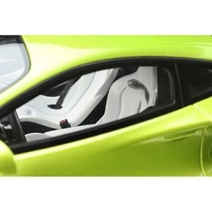 McLaren Artura Bright Green 1/18 Model Car by GT Spirit GT400