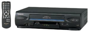 panasonic pv-v4022 4-head mono vcr (renewed)�