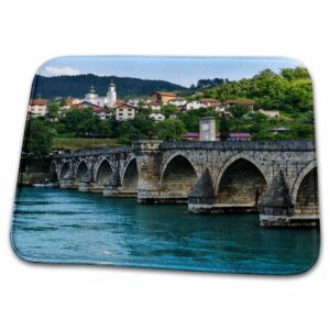 3drose mehmed pasha sokolovic bridge on the drina river.... - dish drying mats (ddm-344955-1)