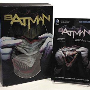 Batman: Death of the Family Book and Joker Mask Set