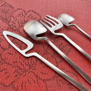 Matte Silver Cutlery Set 24 Pack,Kitchen Silverware/Flatware Anti-rust Utensil Set,Stainless Steel Dinnerware Set Service for 6 Include Knife Fork Spoon,Dishwasher Safe (Matte Silver)