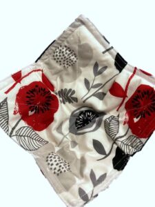 prettiest floral print microwave bowl cozy - 8.5 inches for up to 8 inch bowls - home made in texas, usa (modern rosie in white with red & black)