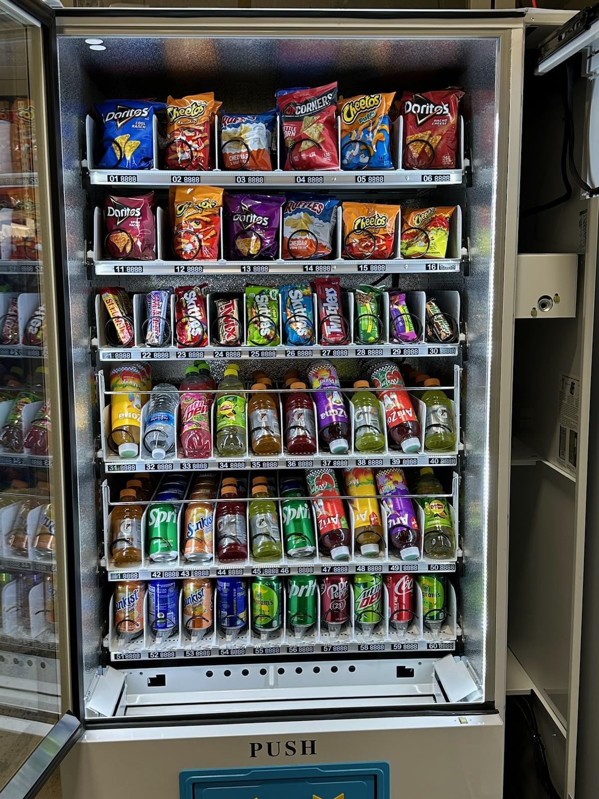 COMBO VENDING MACHINE GLASS FRONT W/CREDIT CARD READER