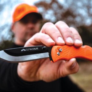 OUTDOOR EDGE Knives' RazorPro L Hunting Knife with Razor-Sharp Replaceable Blade features Non-Slip TRP Orange Handle, Belt Holster, & 30 Blades. Must-Have Field Dressing Knife for Your Hunting Gear