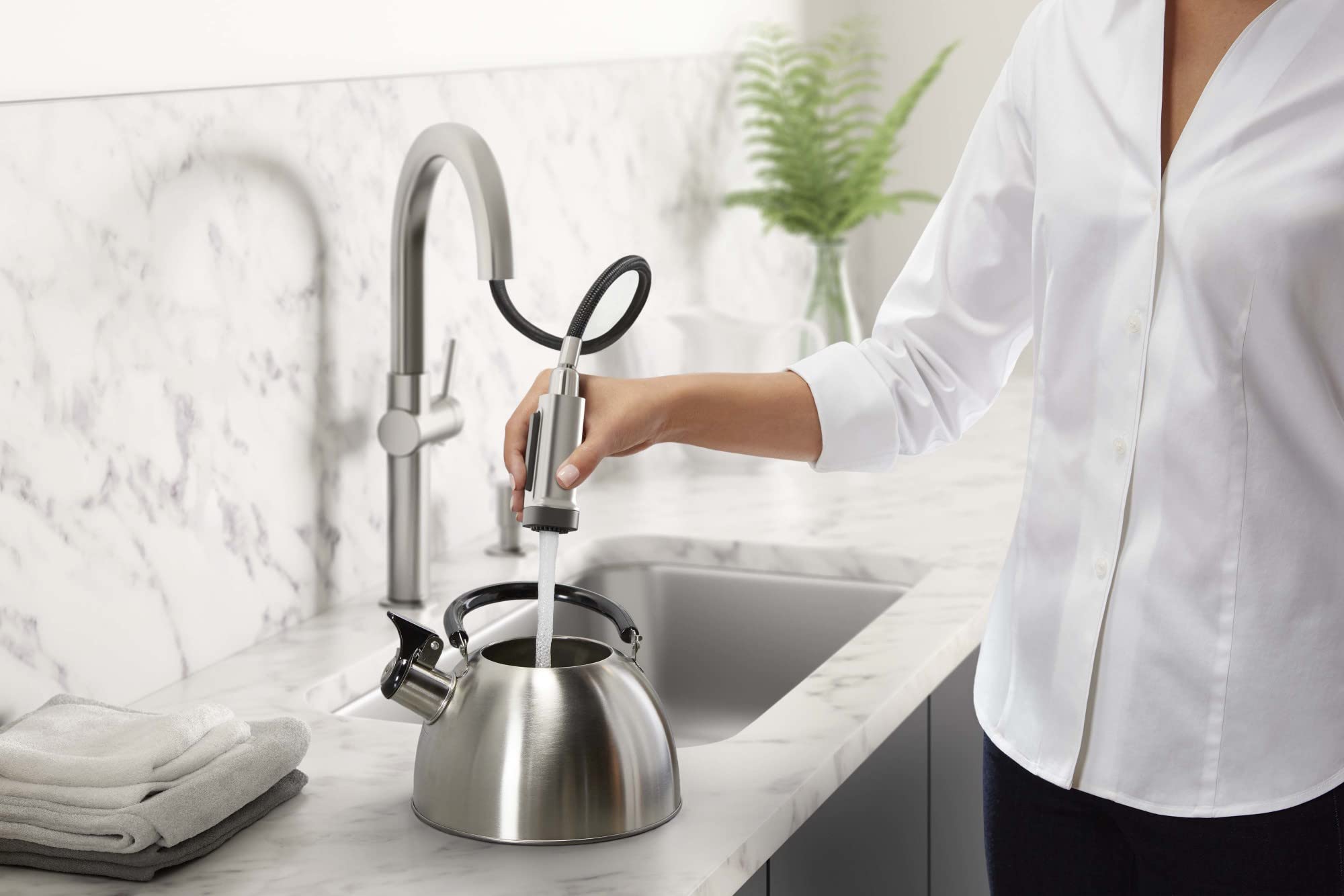 Kohler R22153-SD-VS Rune Single Handle Kitchen Faucet with Pull Down Sprayer and Soap Dispenser, Vibrant Stainless