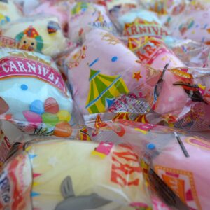 Lupy Lups! Cotton Candy Bags Carnival Desing - Assorted Flavors- Individual Package Big Bulk 0.53 oz each - Pastel Candy for Stocking, Treats, Party Favors, Buffet table Pinata (Carnival 120 Pack)