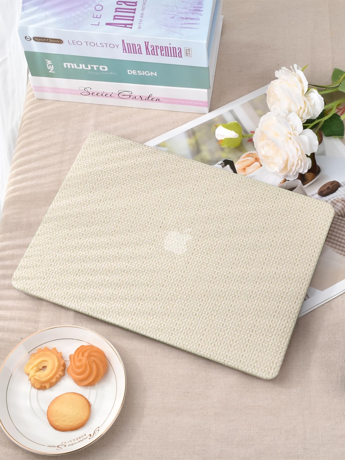 Seorsok Compatible with MacBook Air 13 Inch Case2022 2021 2020 2019 2018 Release A1932 A2179 M1 A2337 Touch ID,Elegant Leather Plastic Hard Shell Case Transparent Keyboard Cover,Beige Woven Fabric