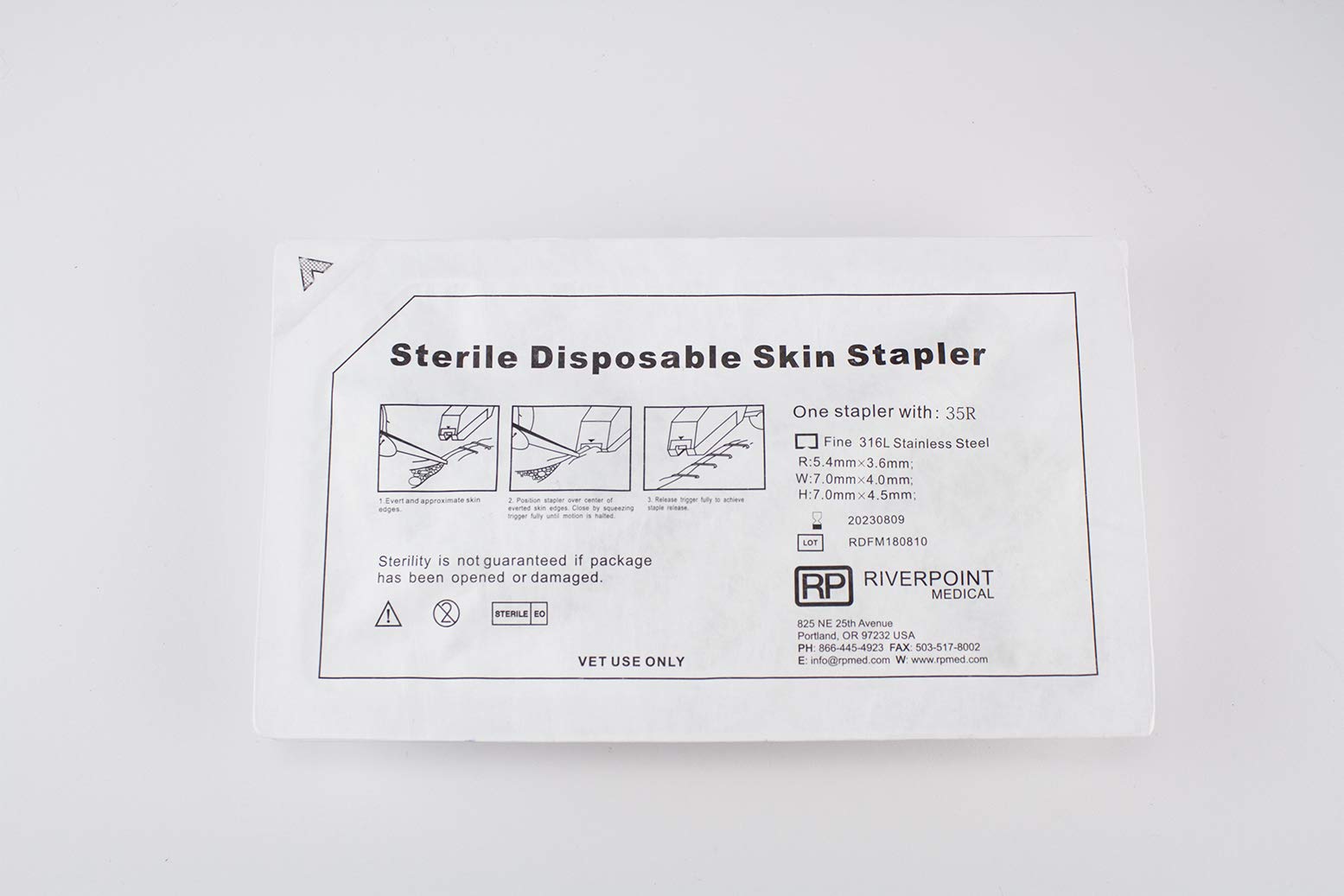 Riverpoint Medical Veterinary Surgical Skin Wound Closure Stapler Disposable Single use 35 Regular Size Stainless Steel Staples