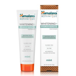 himalaya botanique whitening + hydroxyapatite toothpaste for whiter teeth & fresher breath with hydroxyapatite support & mint flavor, fluoride free, sls free, & vegan, 4.0 oz (113g)