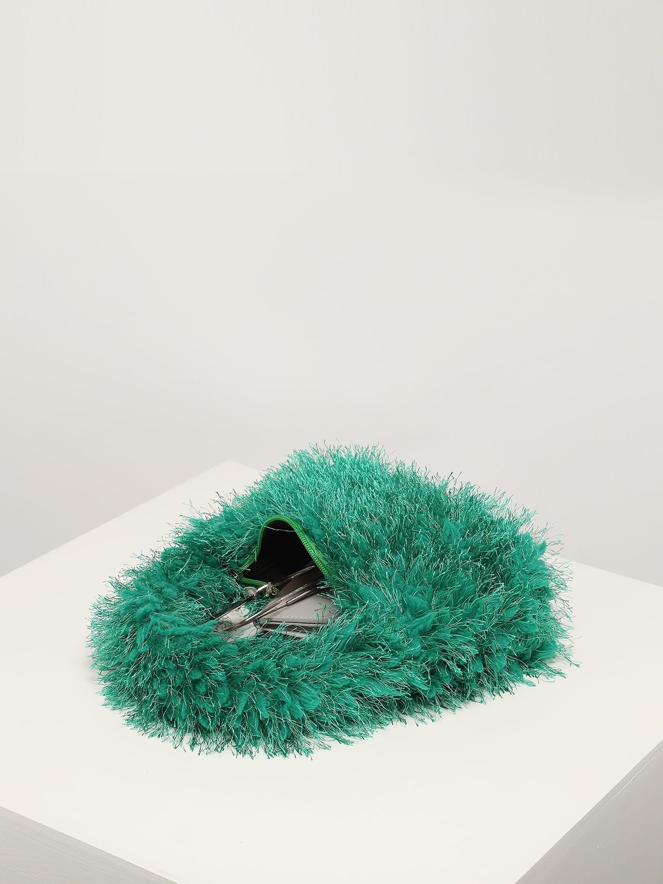 Verdusa Women's Faux Fur Fuzzy Hobo Bag Furry Handbag Purse Green one-size