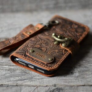 Handmade Genuine Leather Wallet Case For Iphone 15 Pro Max Case For Iphone 15 plus 15 pro 14 13 Mini 12 Xs Max With Wristlet Brown