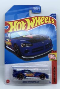 hot wheels 2022 - dodge viper srt10 acr - then and now 9/10-242/250 - mint/nrmint - ships bubble wrapped in a box