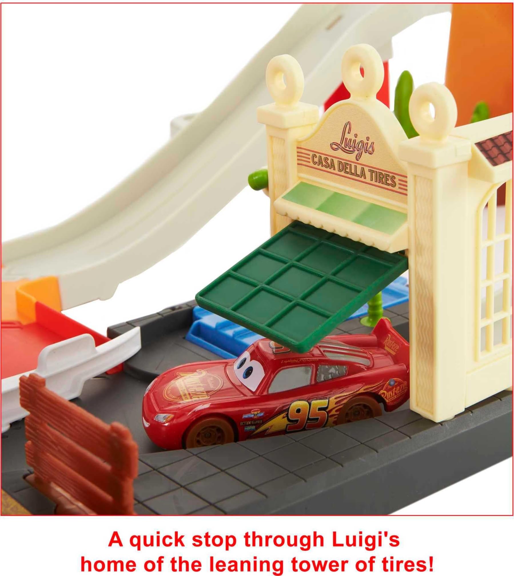 Mattel Disney and Pixar Cars Track Set with Lightning McQueen Toy Car & Storage Tub, Race & Go Playset, 20+ Pieces Include Launcher