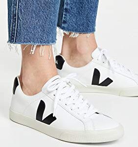 Veja women V-10 sneakers white - black 6 US