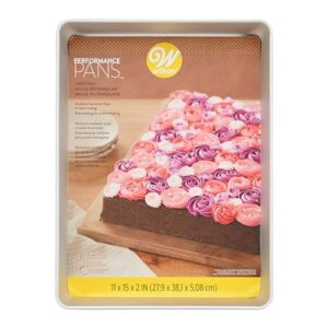 wilton performance pans medium sheet cake pan, 11 x 15-inch cookie sheet, aluminum