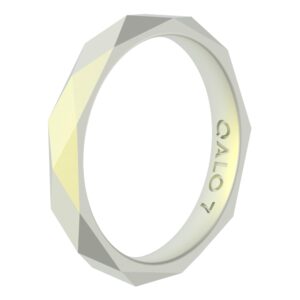 qalo women's rubber silicone ring, stackable geo rubber wedding ring for women, breathable, durable engagement silicone band, 3.5mm wide 2.5mm thick, holographic white, size 7