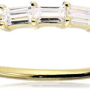 Amazon Essentials 18K Yellow Gold Over Sterling Silver Cubic Zirconia Three-Stone Stackable Ring, Size 9 (previously Amazon Collection)