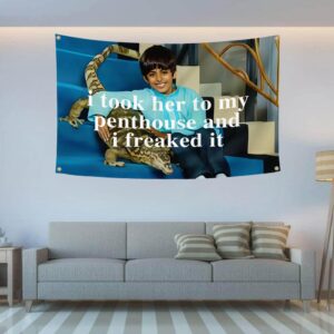 WSINO I Took Her to My Penthouse and I Freaked It Flag 3x5Ft Funny Meme Tapestry for College Dorm Room Guys Man Cave