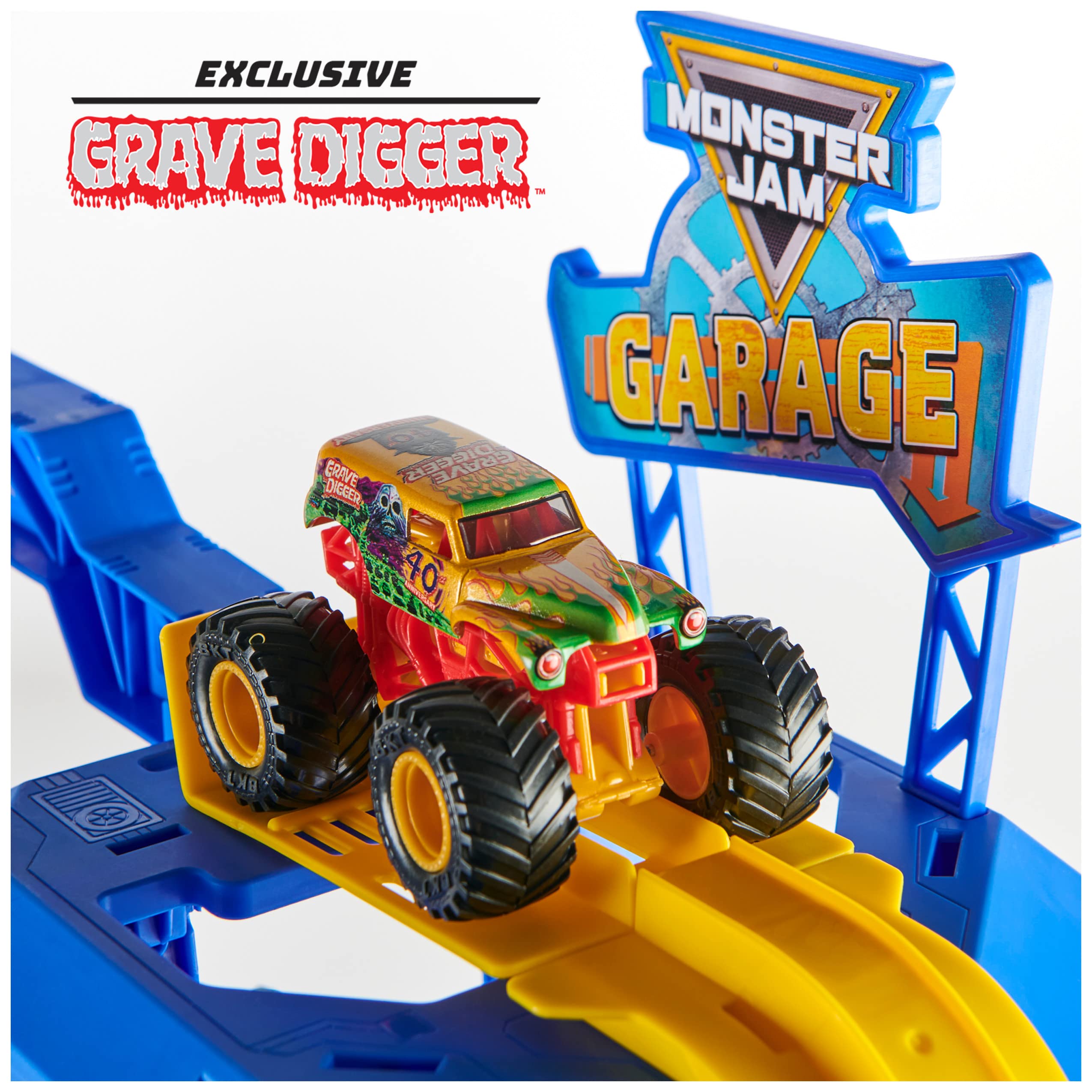 Monster Jam Garage Playset and Storage with Exclusive Grave Digger Monster Truck, Lights & Sounds, Kids Toys for Boys and Girls Ages 4-6+