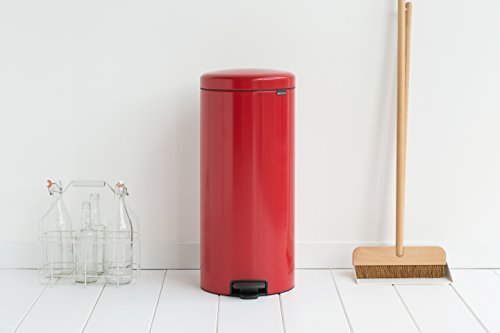 Brabantia New Icon Step Trash Can (8 Gal / Passion Red) Soft Closing Kitchen Garbage/Recycling Can with Removable Bucket