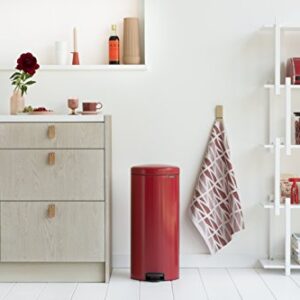 Brabantia New Icon Step Trash Can (8 Gal / Passion Red) Soft Closing Kitchen Garbage/Recycling Can with Removable Bucket