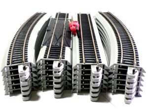 ho scale bachmann nickel silver ez track 38 x 92 oval for model railroad trains