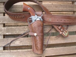 ddtnw western gun belt with tooled holster combo - 22 caliber - leather - brown (52", right)