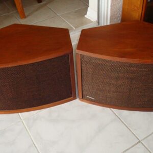 Bose 901 Direct/Reflecting Speaker System - Walnut