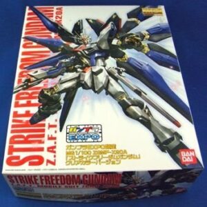 bandai mg 1/100 strike freedom gundam clear color ver. gunpla expo exclusive