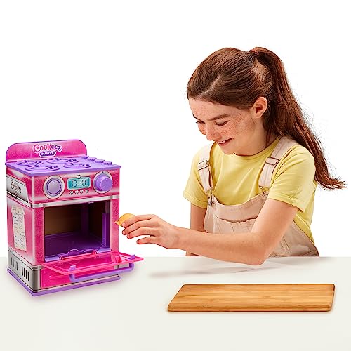 COOKEEZ MAKERY Cinnamon Treatz Oven. Mix & Make a Plush Best Friend! Place Your Dough in The Oven and Be Amazed When A Warm, Scented, Interactive, Friend Comes Out! Which Will You Make?