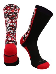 tck digital camo crew socks (black/red, medium)