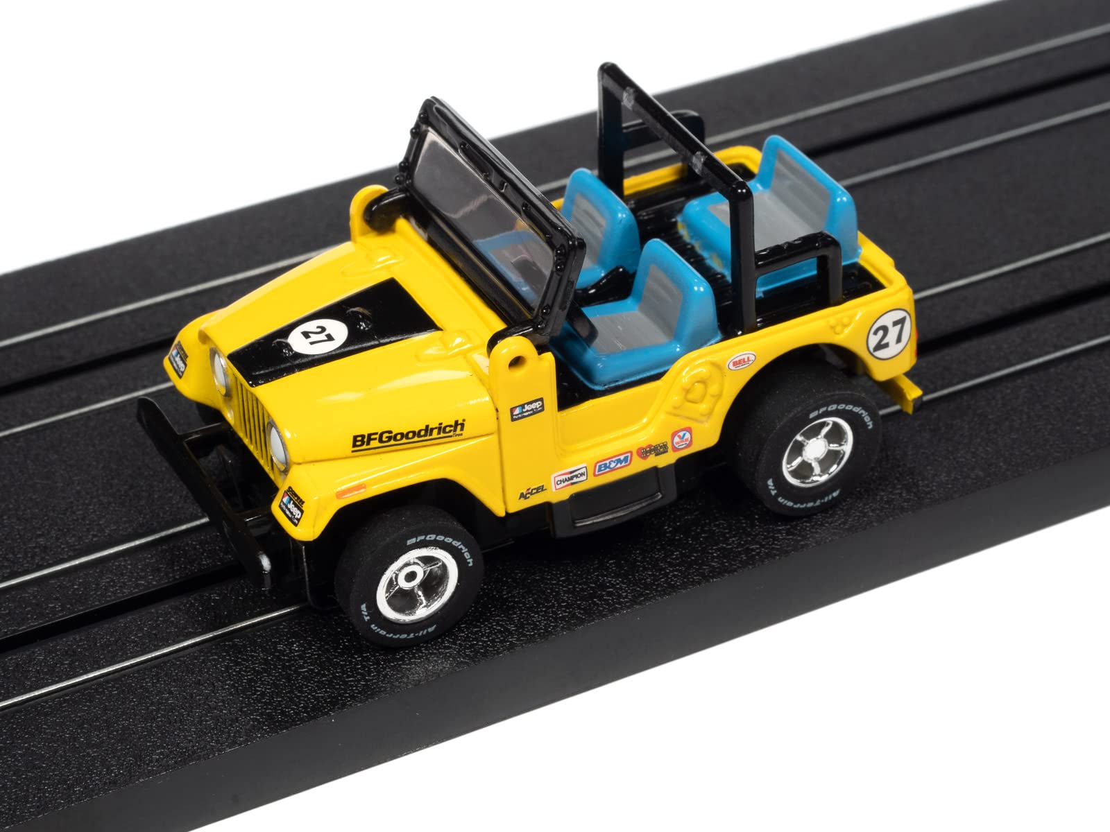 Auto World Xtraction Rally 1979 Jeep CJ-7 (Yellow) HO Scale Slot Car