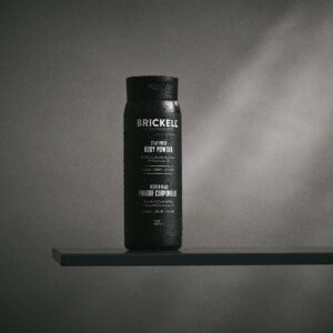 Brickell Men's Products Stay Fresh Body Powder for Men, Natural and Organic Talc-Free, Absorbs Sweat, Keeps Skin Dry, Unscented, 5 oz