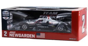 dallara indycar #2 josef newgarden hitachi team penske ntt indycar series (2023) 1/18 diecast model car by greenlight 11217