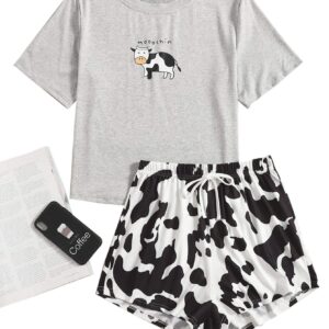 WDIRARA Women's Cartoon Cow Print Short Sleeve Tee and Shorts Pajama Set Multicolored XS