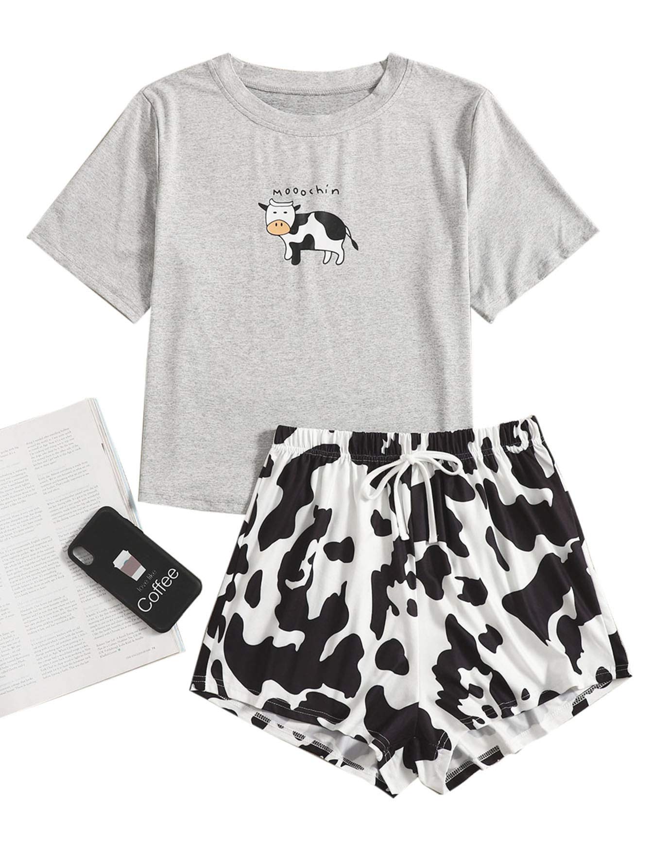 WDIRARA Women's Cartoon Cow Print Short Sleeve Tee and Shorts Pajama Set Multicolored XS