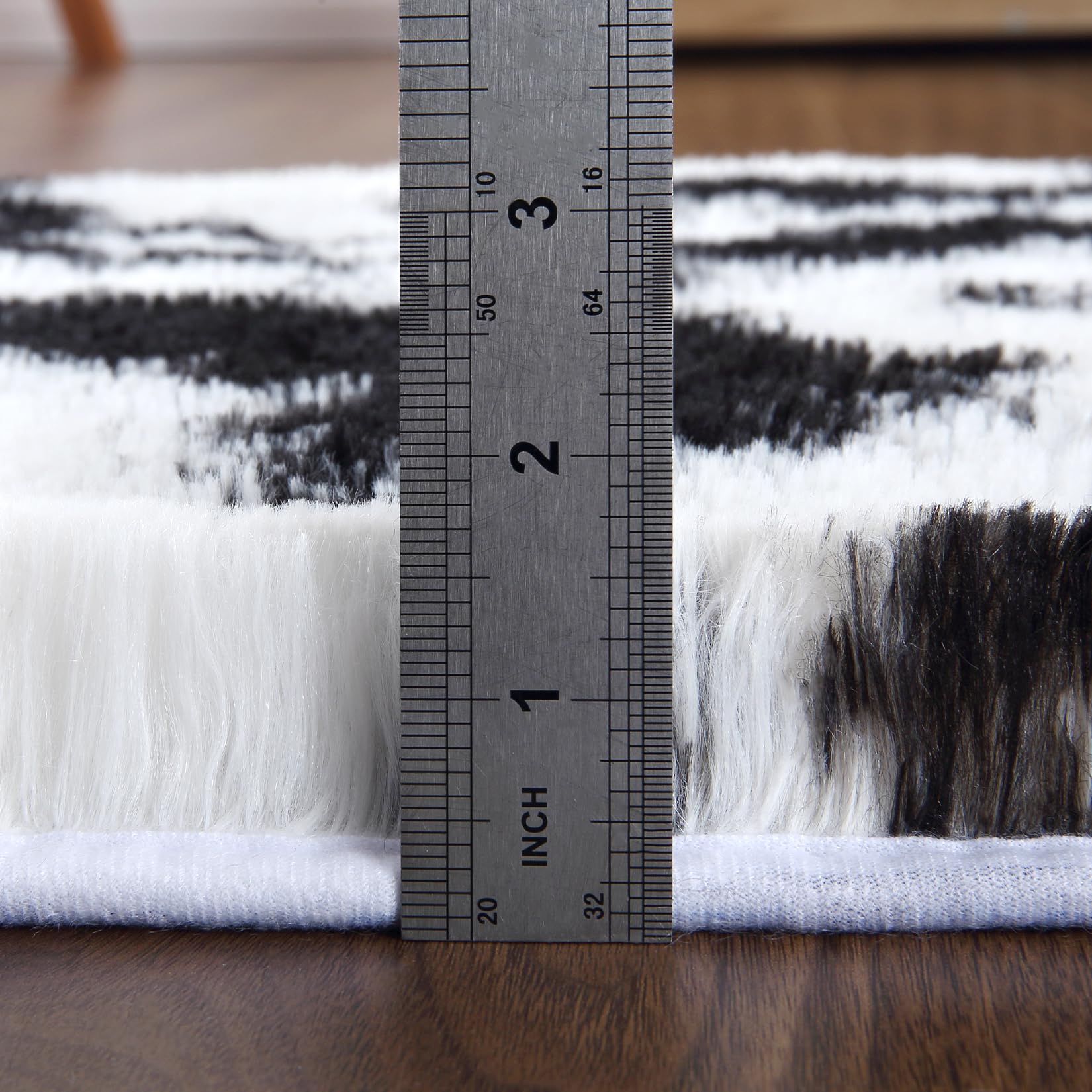 Zacoo 9x12 Rug Shag Rug for Living Room Shaggy Rug Kids Rug Plush Rug Cow Printed Carpet Bedroom Fluffy Rug Bedside Rug Soft Rug Non Skid Rug Modern Area Rug Large, Black/White 9'x12'