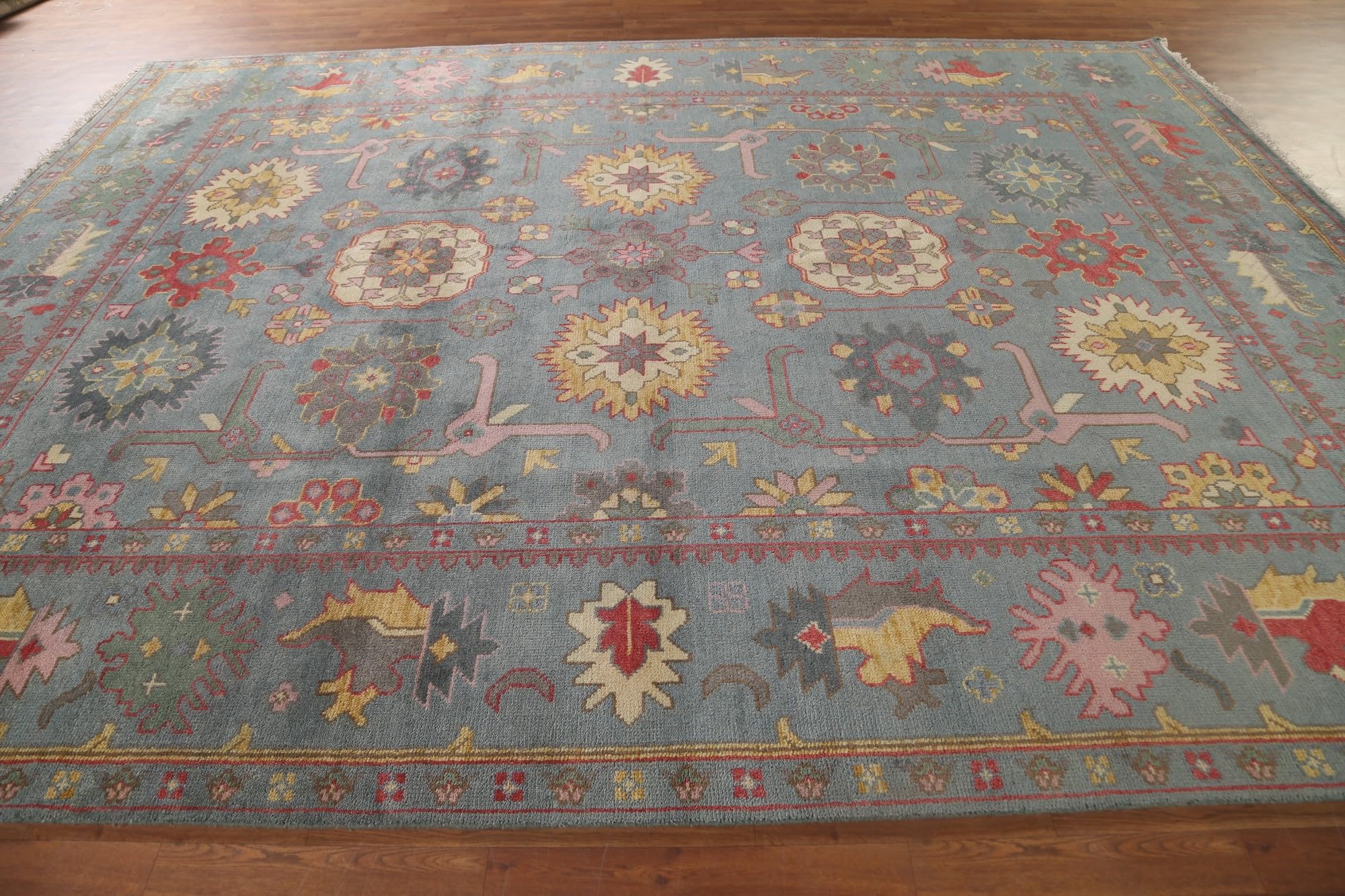 Transitional Collection 9 x 12 Oushak Area Rug, Floral/Geometric Wool Carpet for Home Décor, Living Room, Dining Room, and Bedroom