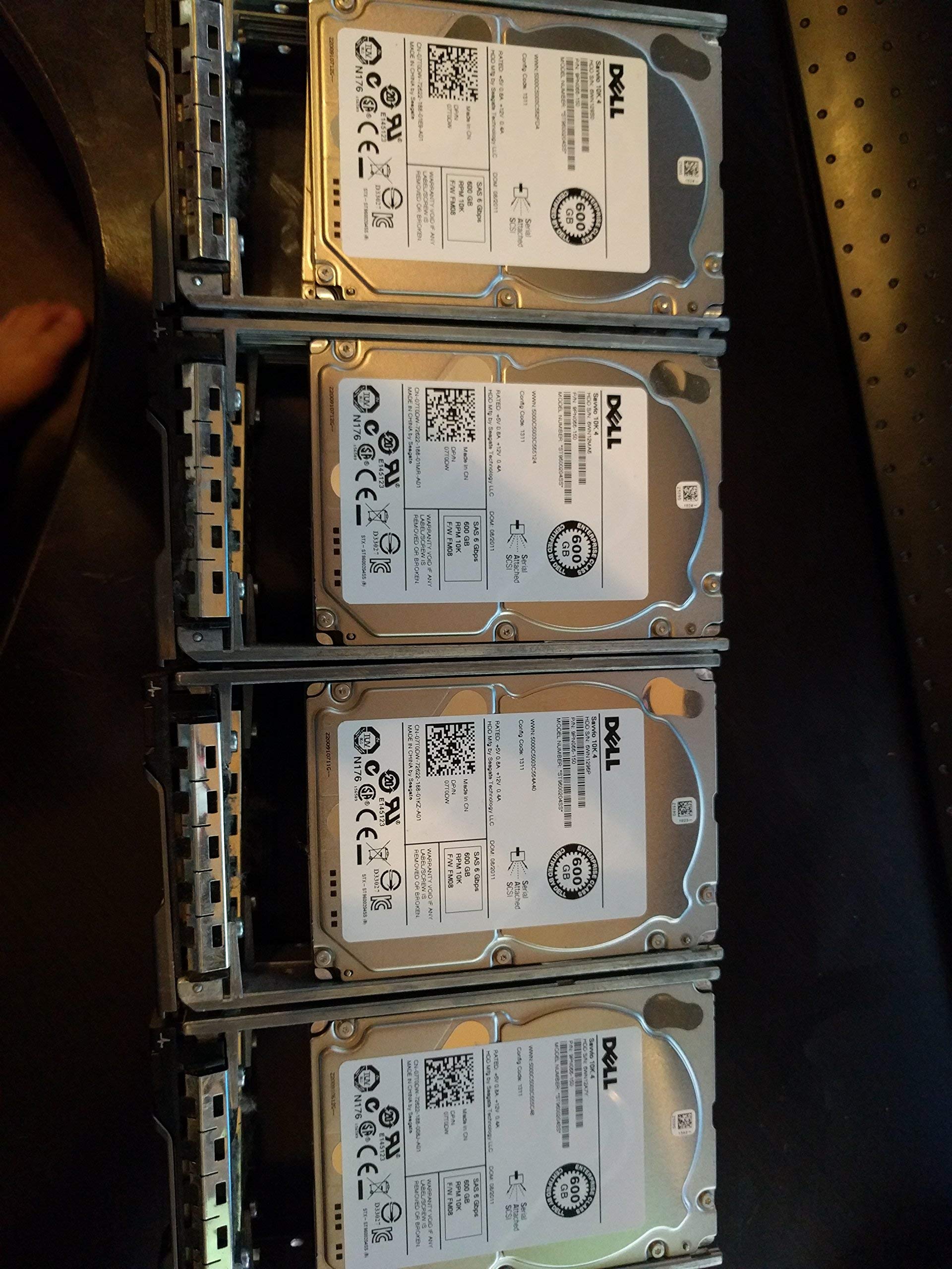 Dell 7T0DW 600GB 10K SAS 2.5 6G ST9600204SS