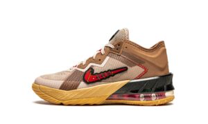 nike youth lebron 18 low gs dj3760 401 wile e. vs roadrunner - size 7y