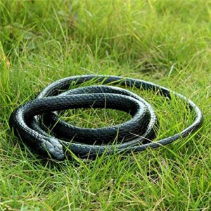 Yoogeer 47 Inches Rubber Lifelike Snakes Scary Gag Gift Incredible Creatures Chain Snakes Rain Forest Snake Toys Wild Life Snakes