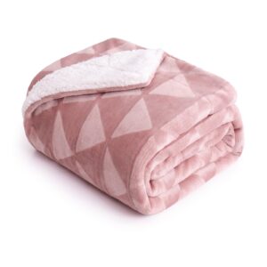 exclusivo mezcla 50" x 70" large throw blanket, reversible brushed flannel fleece& plush sherpa blanket (dusty pink) decorative, lightweight, soft and warm