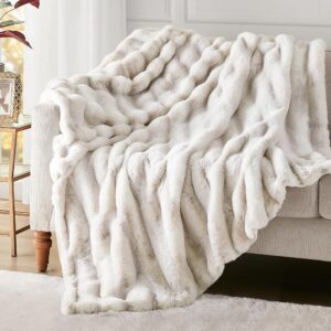 hyde lane ultra soft plush throw blanket, fuzzy faux rabbit fur throws, luxury cozy fluffy blankets for sofa, couch, living room decor, frost fox, 50"x60"