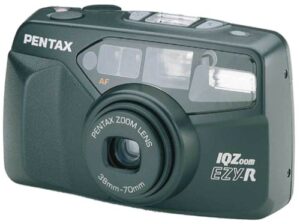 pentax iq zoom ezy-r date 35mm camera