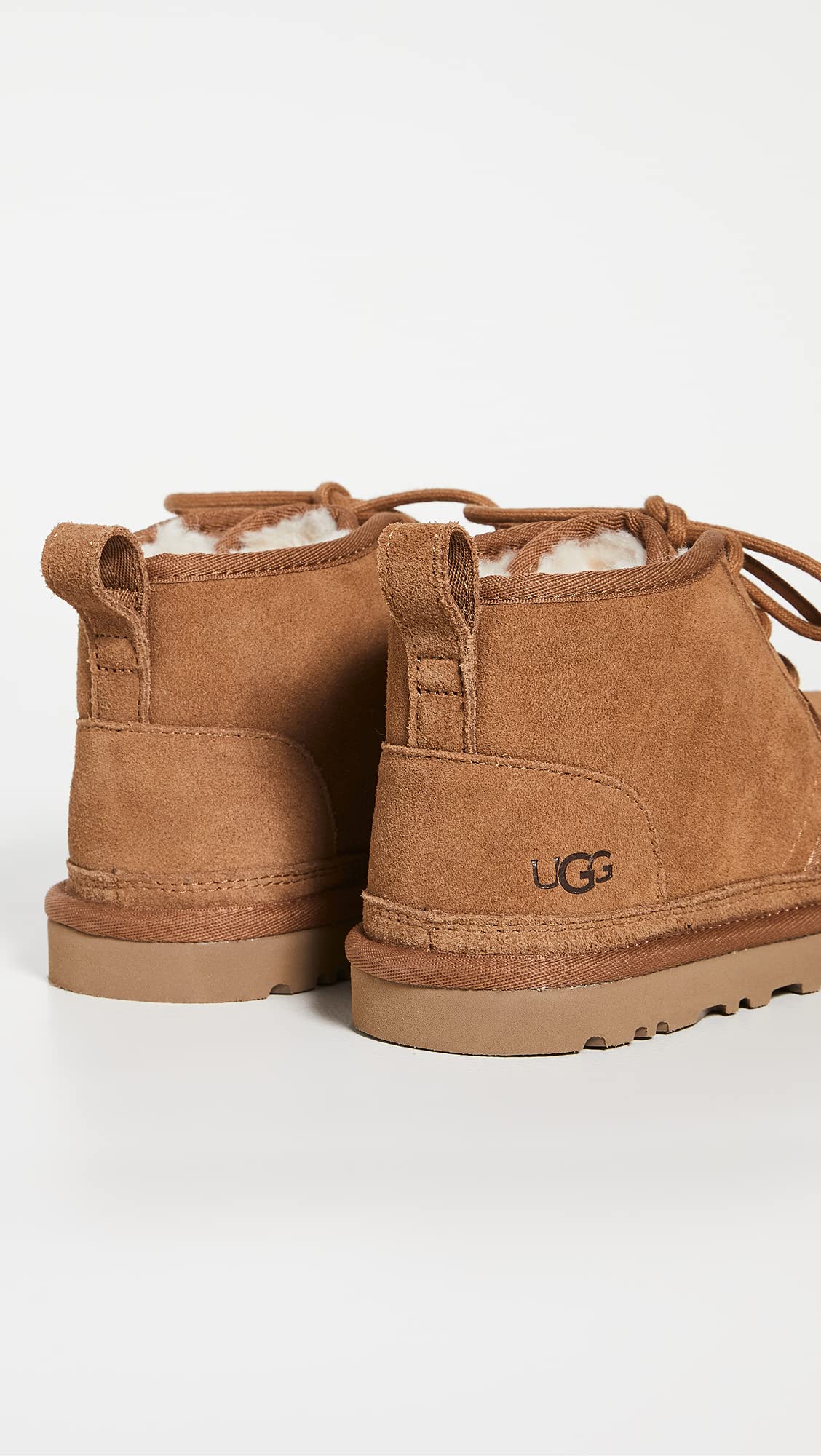 UGG Women's Neumel Boot, Chestnut, 09