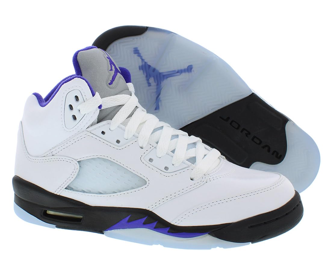 Jordan Boy's Air 5 Retro (Big Kid) White/Dark Concord/Black 4.5 Big Kid M