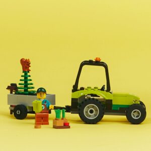 LEGO City Park Tractor 60390, Toy with Trailer for Kids Ages 5 Plus, Farm Vehicle Construction Set with Animal Figures and Gardener Minifigure, Gift Idea