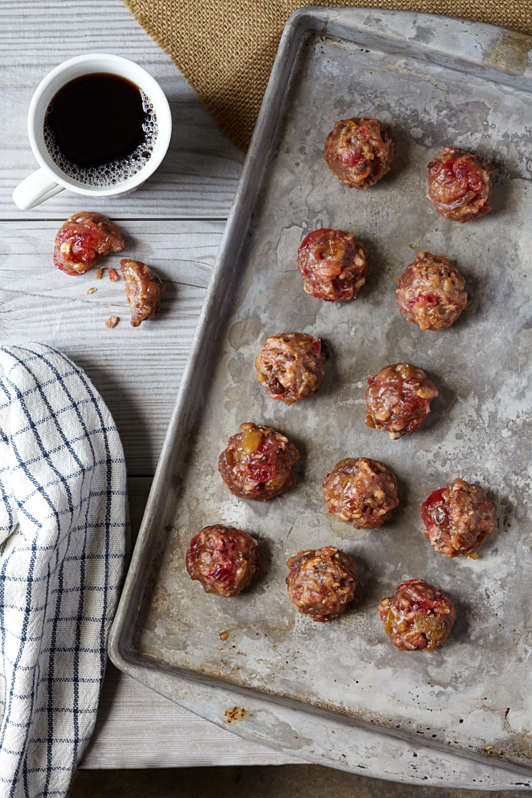 Collin Street Bakery DeLuxe Fruitcake Bites Handcrafted with World-Class Ingredients & Baked Fresh in Texas Since 1896 (12oz)