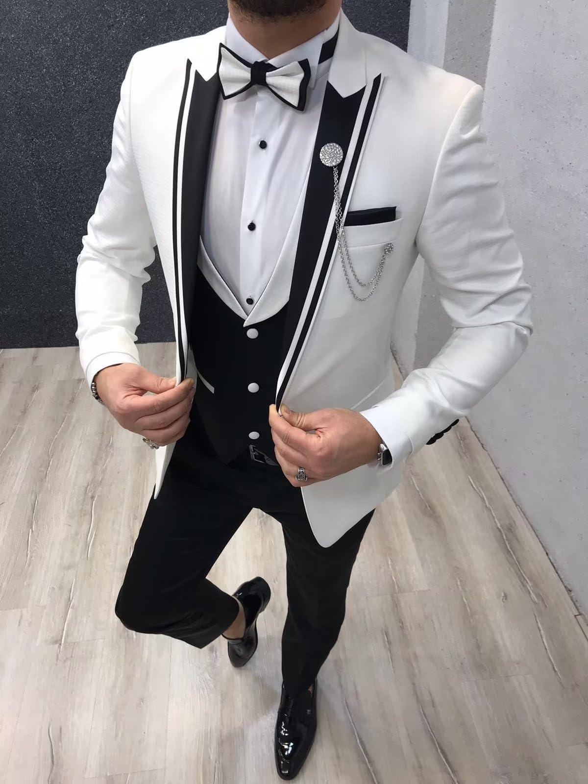 SHUZHXLZANGY Black and Royal Blue Tuxedo for Men Formal Suits for Men Wedding Slim 3 Piece Suit Men S